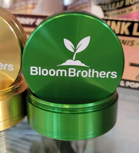 2.5" 4 Piece Cali Crusher x Bloom Brothers Grinder - Green | Bloom Brothers